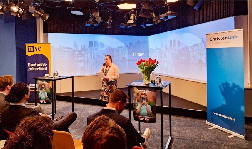 Initiatiefnota De Rode Knop over de impact van smartphones voor onze ...